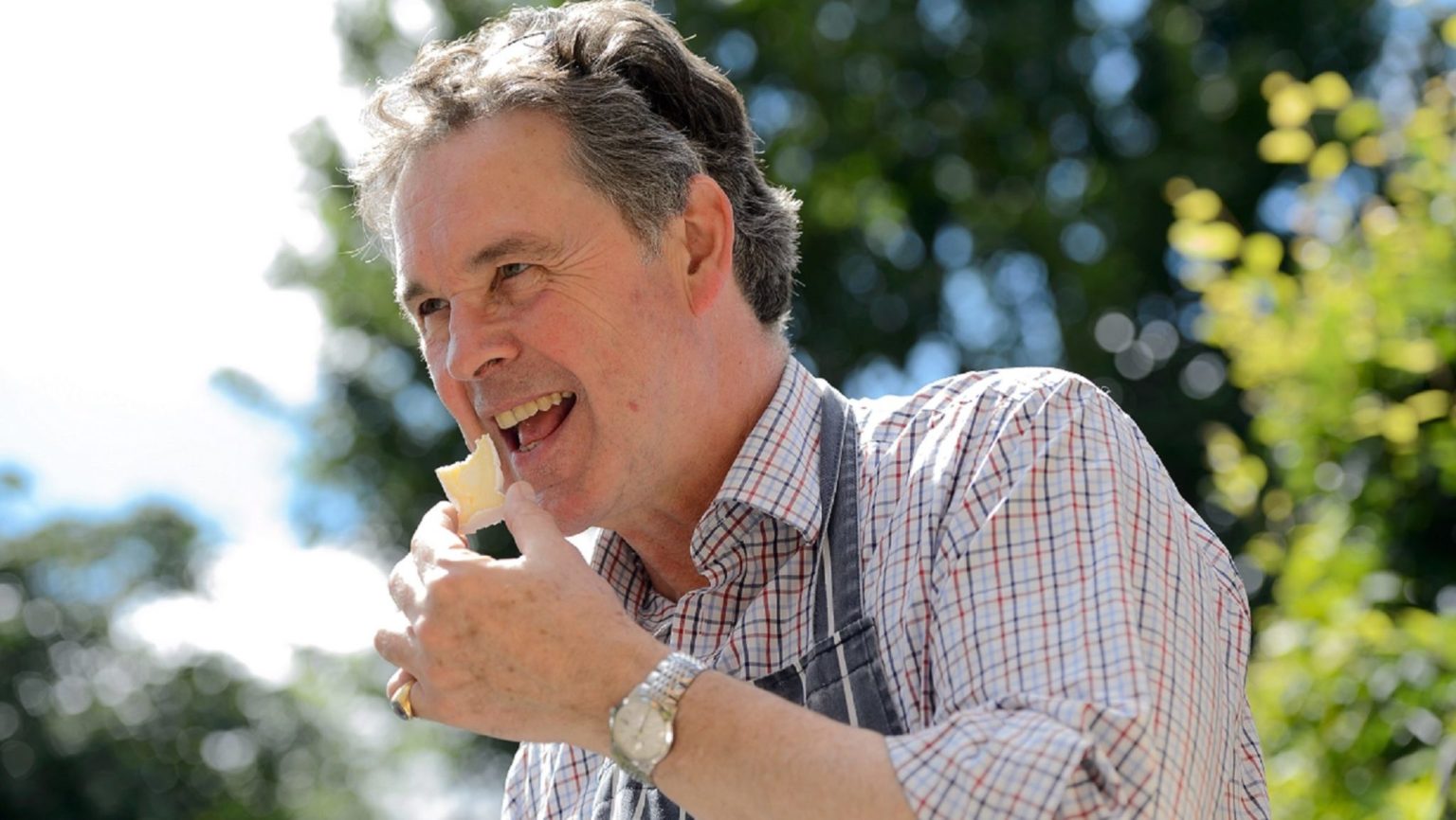 How to taste Cheese Guide - Academy of Cheese