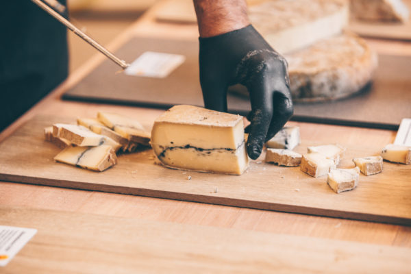 How to taste Cheese Guide - Academy of Cheese